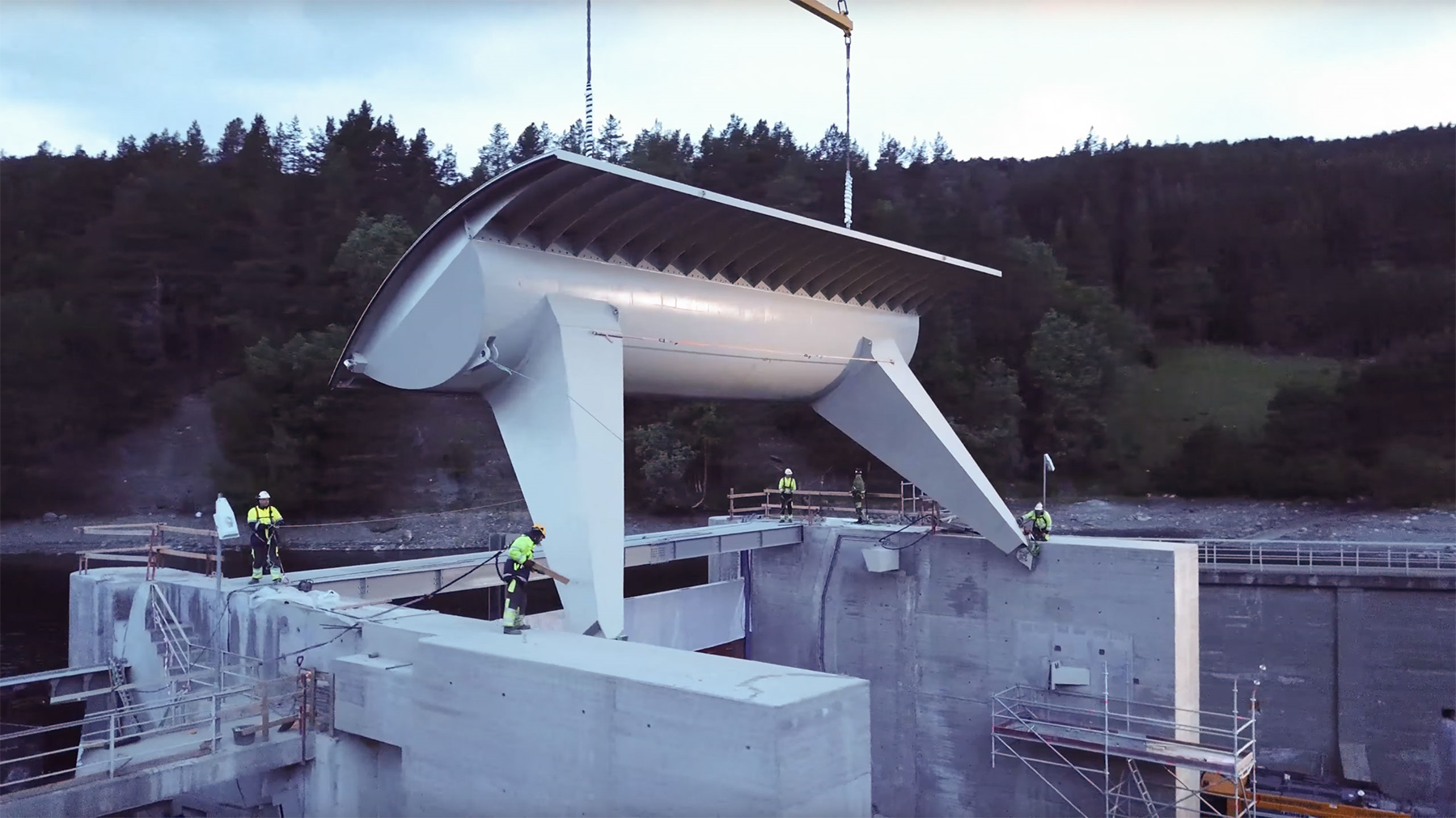 Hydro Mechanical Equipment - MOMEK Group