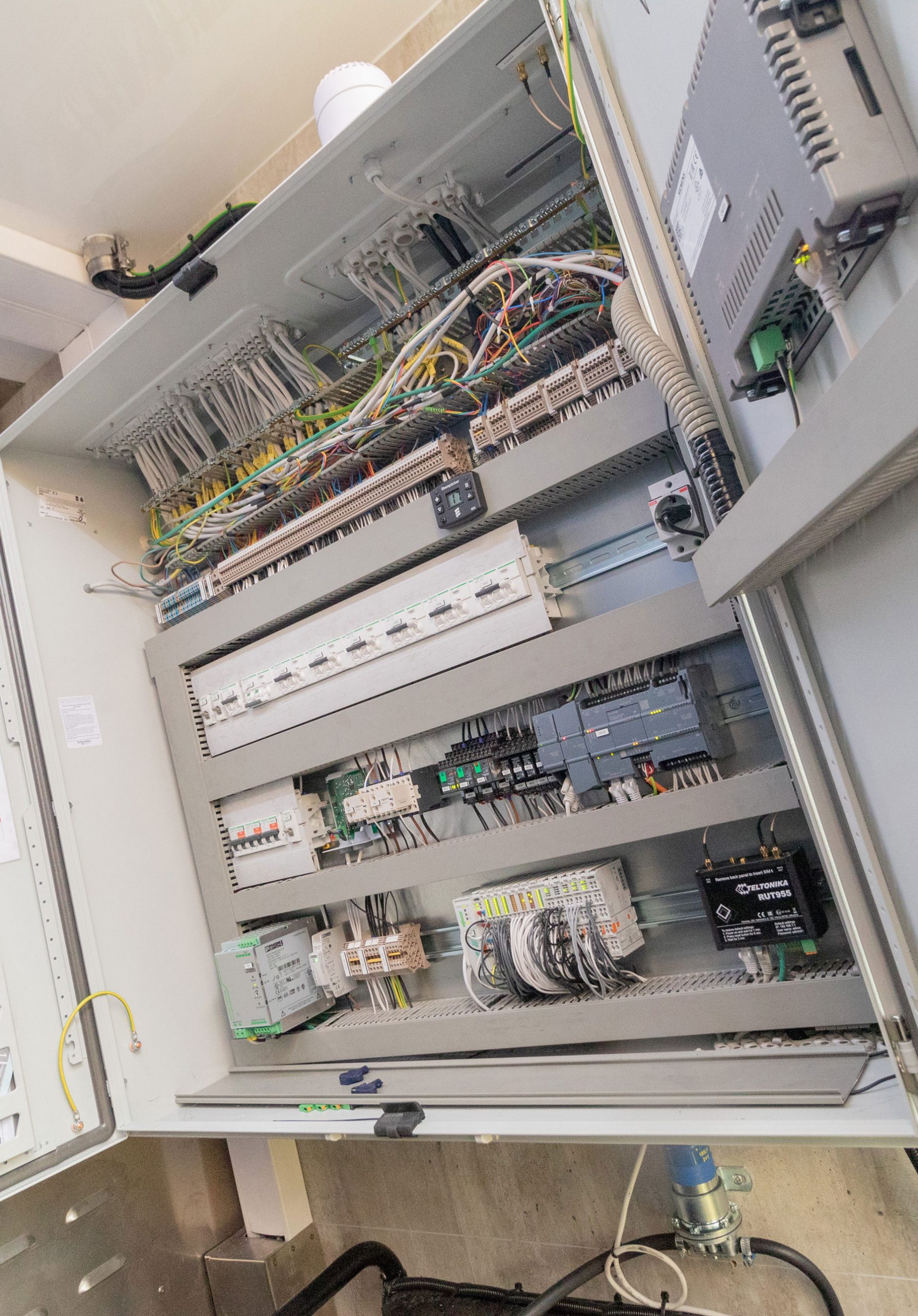 Automation - MOMEK Group